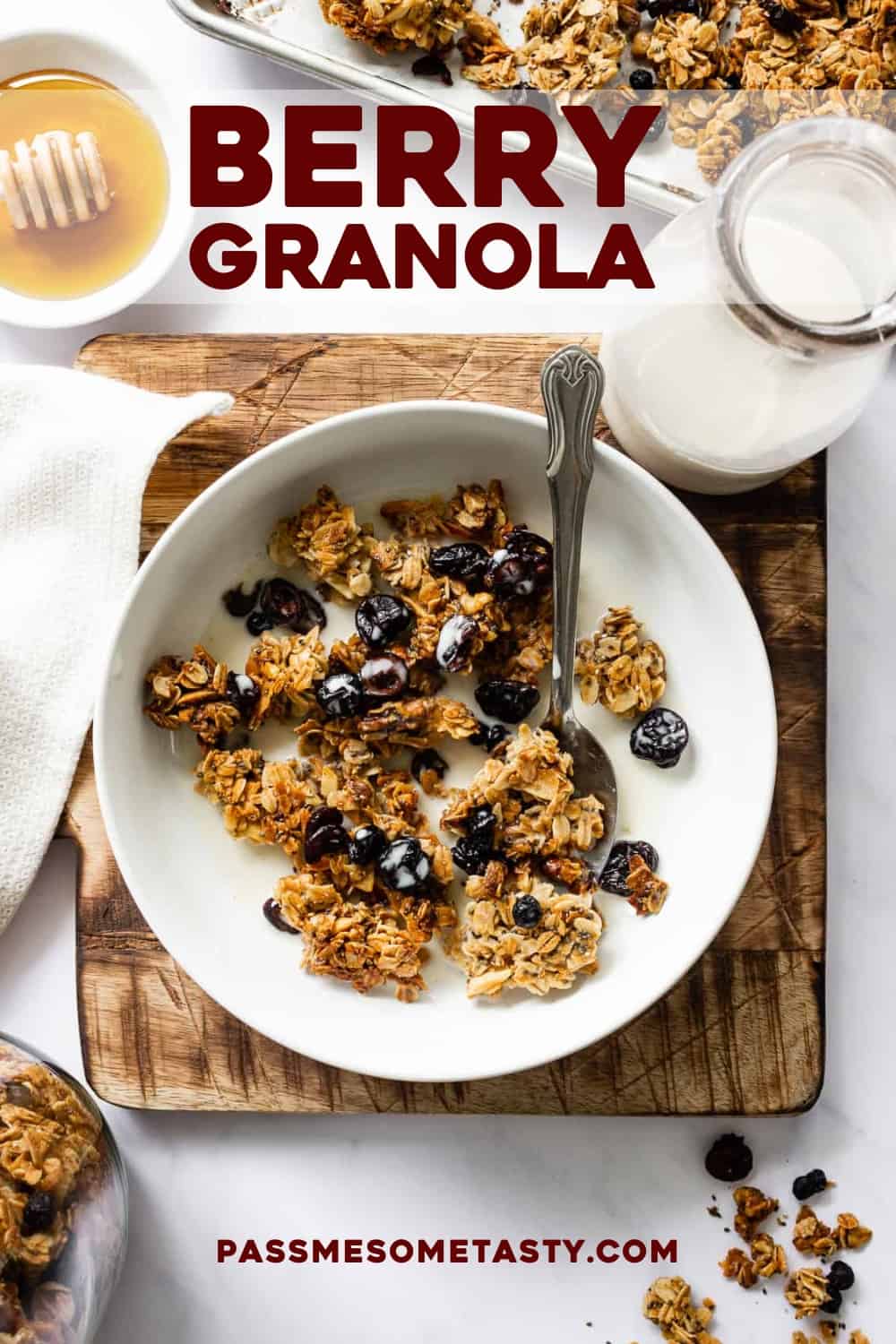 Berry Granola - Pass Me Some Tasty